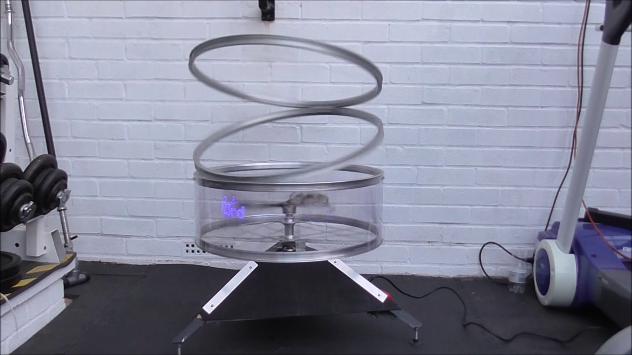 Spinning bicycle wheel POV display - YouTube