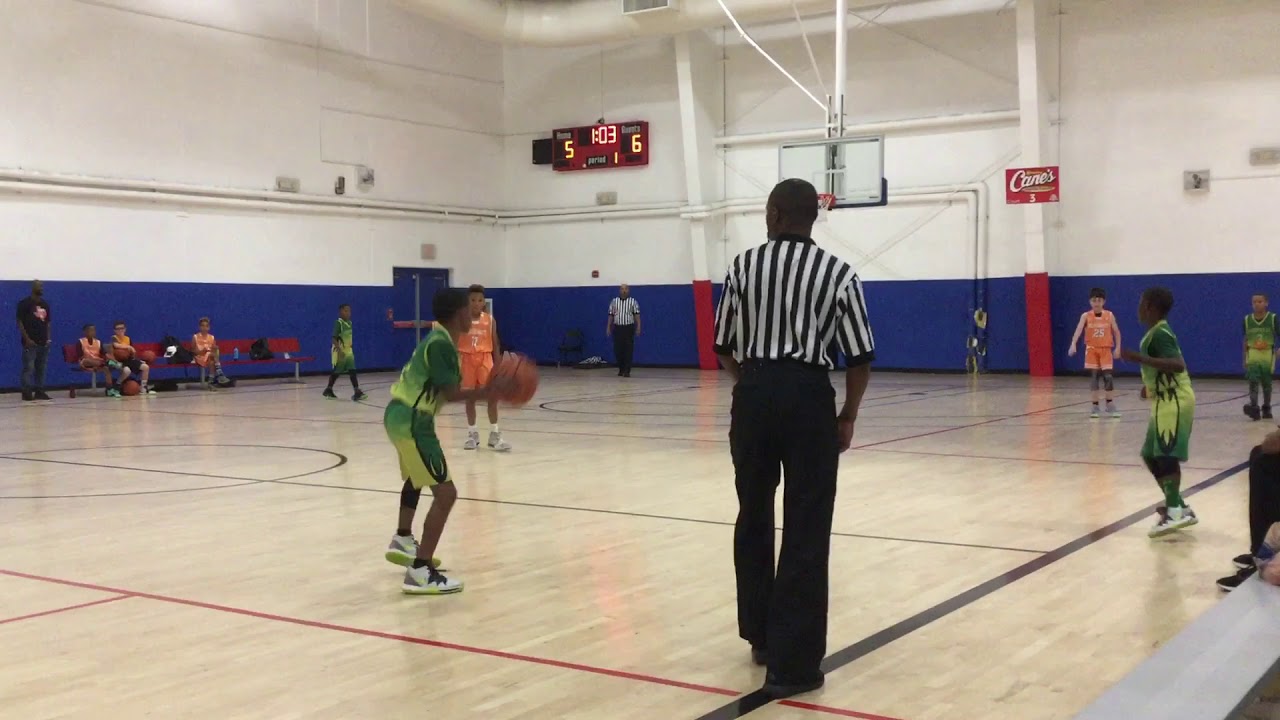 Summit vs Hoopville (1) - YouTube