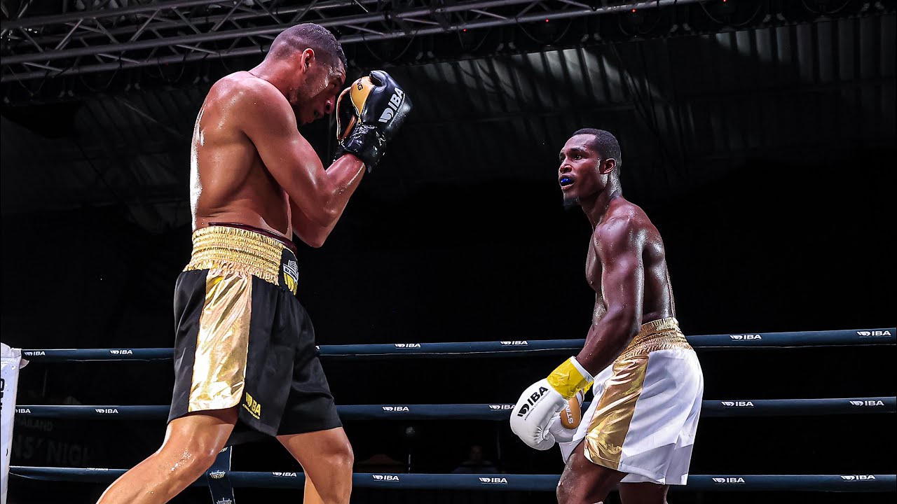 Julio César La Cruz (CUB) vs. Enmanuel Reyes (ESP) IBA Champions Night ...