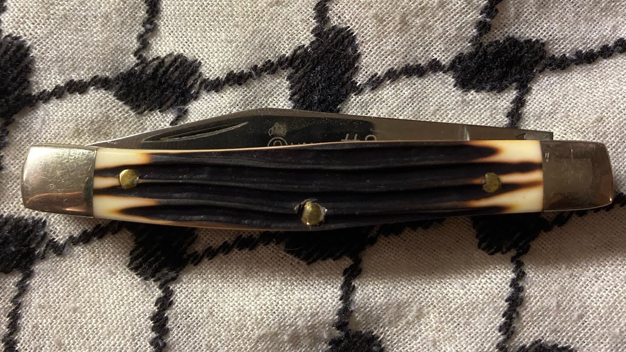 Queen Cutlery #-2 Etched 2 Blade Q79 Pocket Knife - YouTube