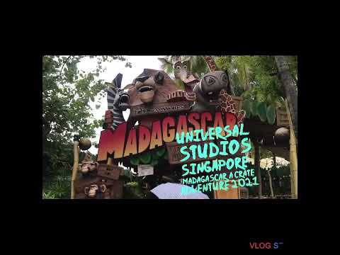 Universal Studios Singapore / Madagascar : A Crate Adventure/ Full ride