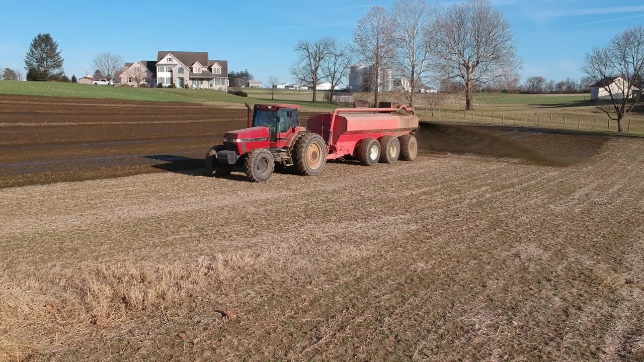 Finishing Manure Hauling 2019 | How I Spend Black Friday - YouTube