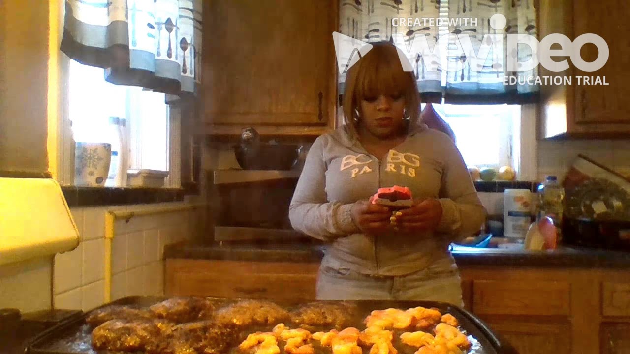 cooking with mom - YouTube