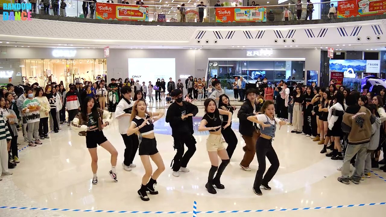 随机舞蹈 Random Play Dance in China ChangZhou 常州二期 (2022.10.04) - YouTube