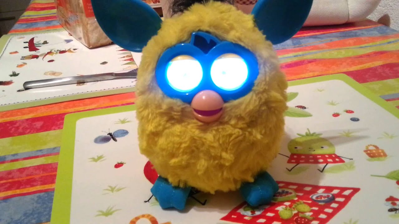 Il furby che cambia - YouTube