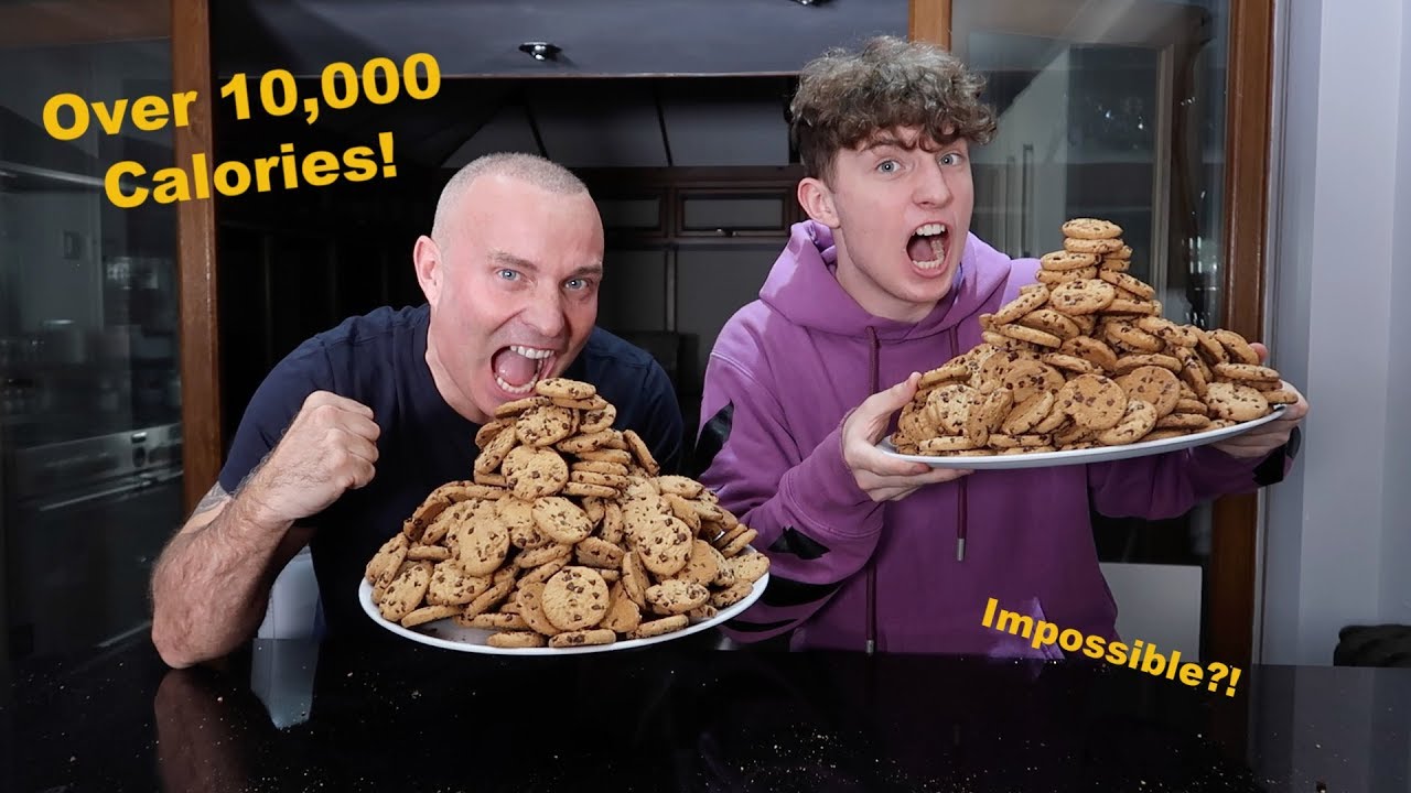 We attempted the 200 COOKIE CHALLENGE!! (10,000 CALORIES) - YouTube