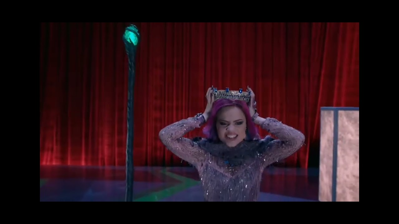 Queen of Mean - Jiafei (ft. Sarah Jeffrey) - YouTube