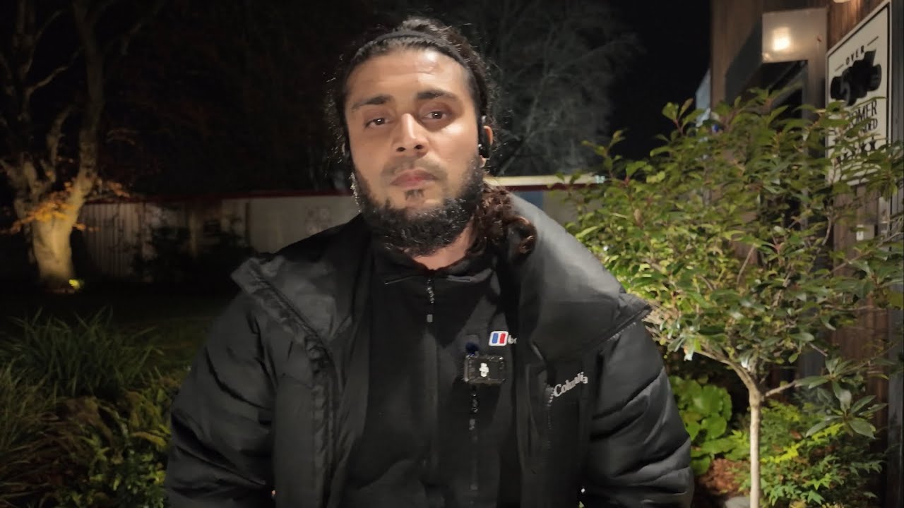 Stay Strong on Your Deen in College and University - YouTube