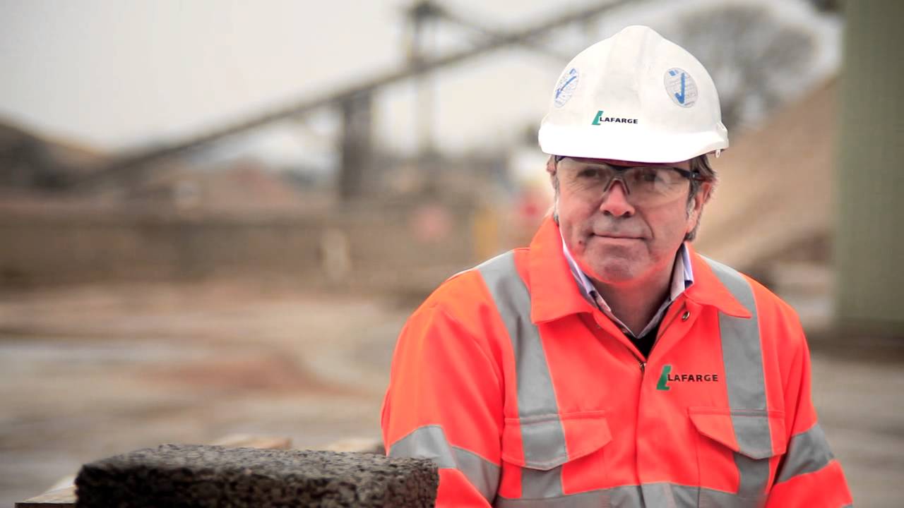 Hydromedia: faster draining through concrete - YouTube