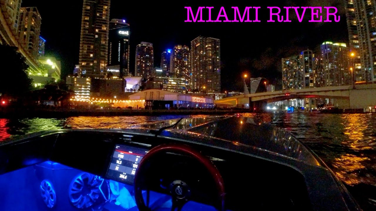 NIGHT TIME MIAMI VIBES ON MY SPEED BOAT. - YouTube