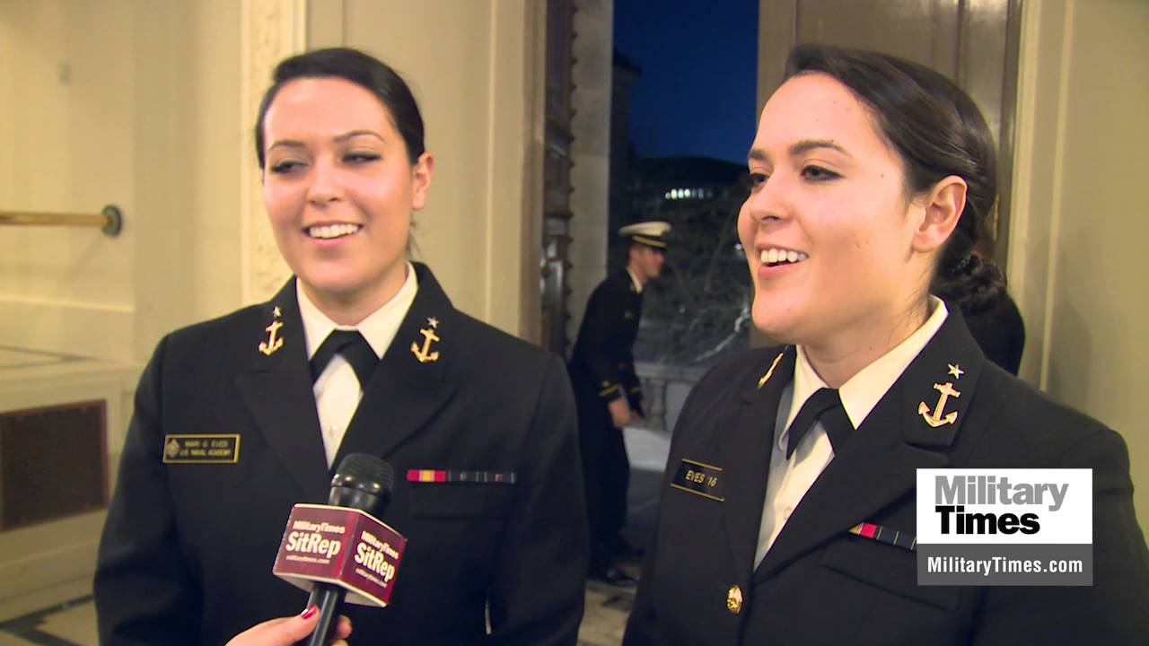 Naval Academy twins to sail on same ship - YouTube