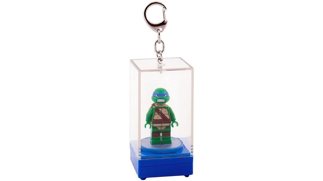 IQ Lego - LED Lighted Minifigure Keychain Display Case - Blue - YouTube