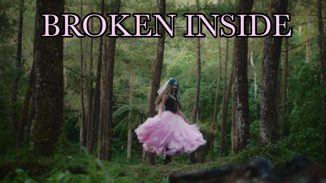 Célinedee Matahari - Broken Inside (Official Music Video) - YouTube