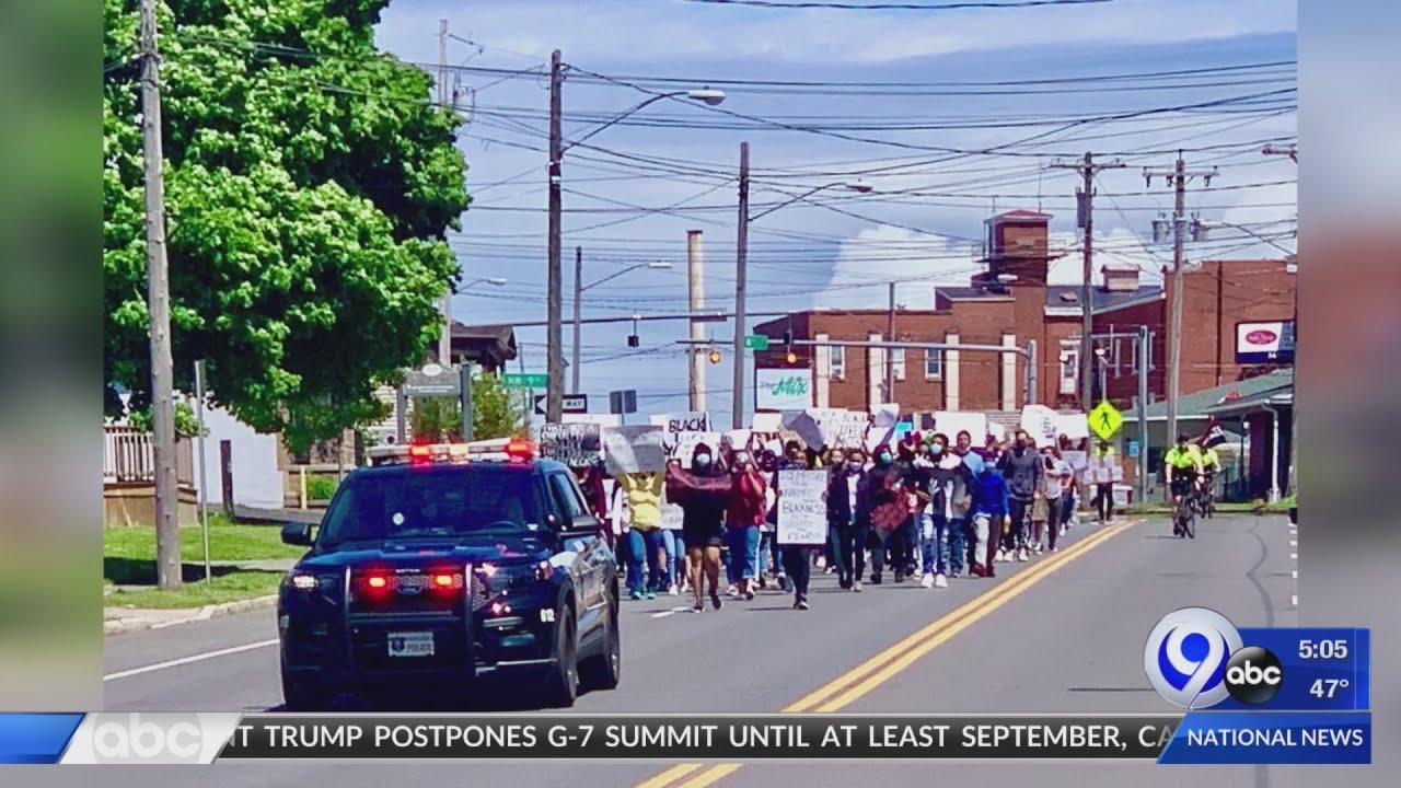 Peaceful protests in Ithaca, Auburn and Oswego - YouTube