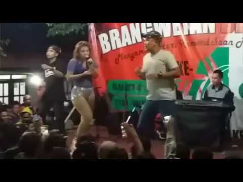 NOVI ANANDA WIS RA KUAT MBOK