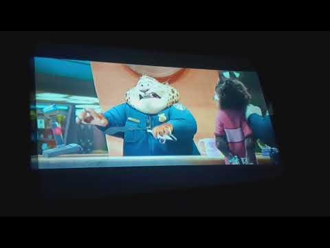 Disney Zootopia Manchas goes savage - YouTube