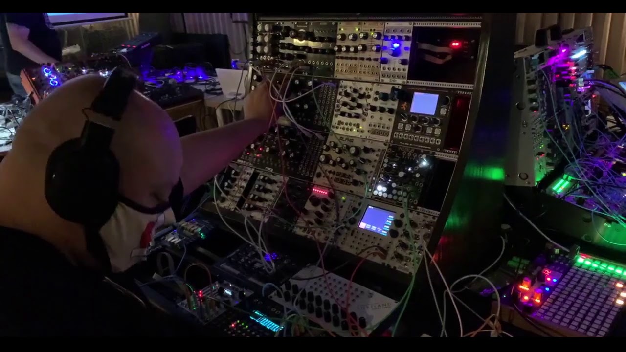 Modular Synth Quebec - Trance Gate - YouTube