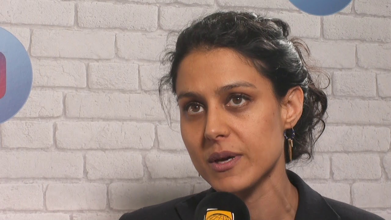 Social Room - Interview de Sarah Mantah Partie 5 - YouTube