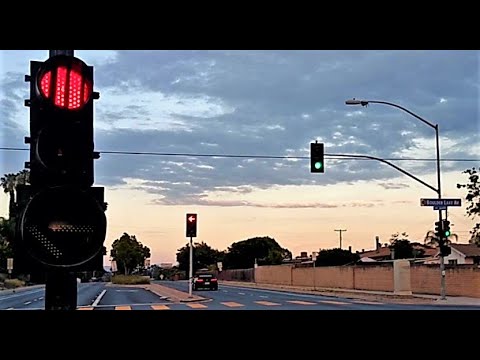 Vintage LFE Traffic Lights & 8 8 12 Left Turn Light (Navajo Rd ...
