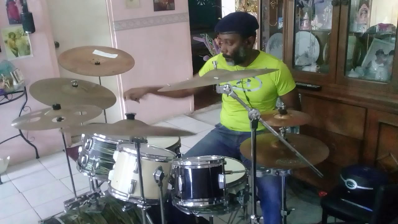 Alive (vivo está) drum cover. Daniel Mitchell - YouTube
