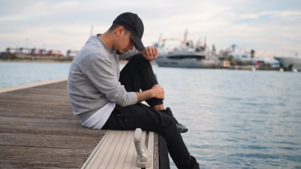 Mc Raimy - Mi regalo (Video oficial) - YouTube Music
