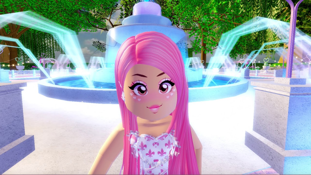 SMALL UPDATE ON ROYALE HIGH NEW MAKEUP FOUNTAIN REVORKED NEW FONTS ...