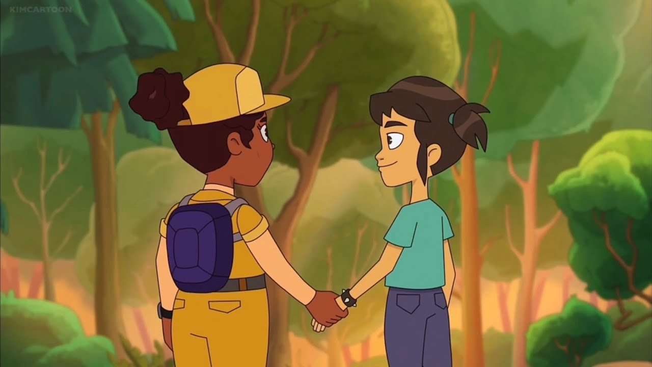 Becker and Kennedy Start Dating | Hailey’s On It! - YouTube