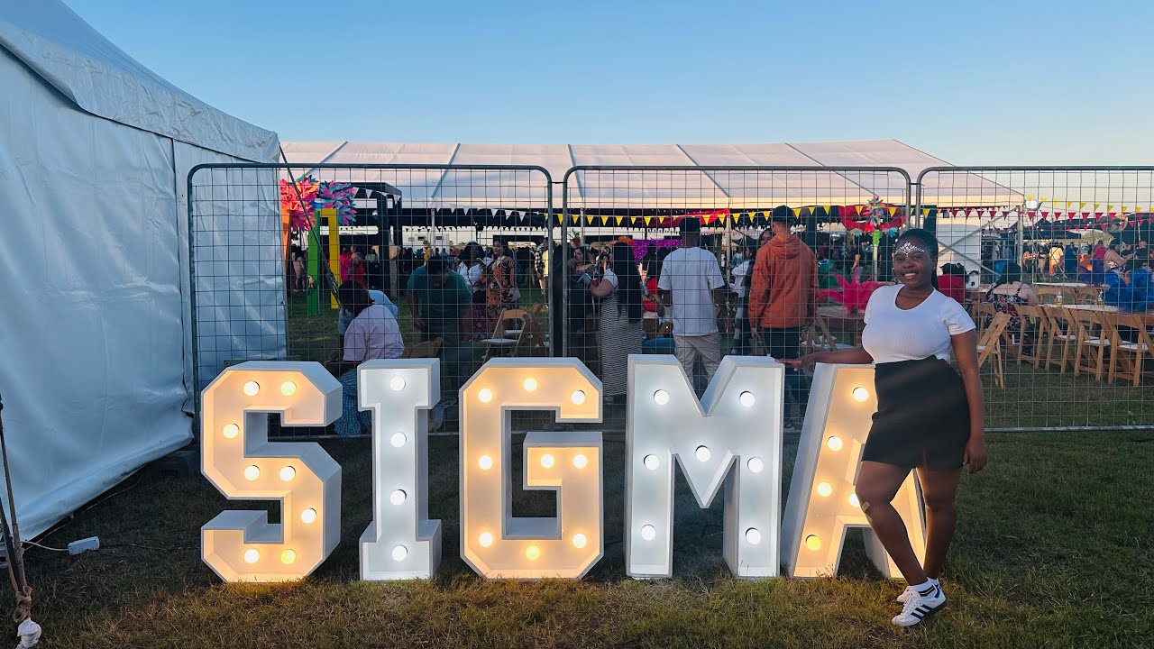 Vlog: Come to Siggy Fest with me 💃( the best staff party ever!) - YouTube