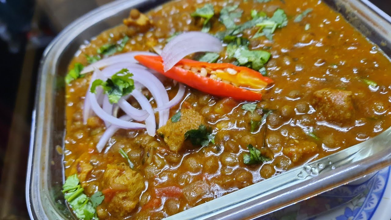 Akkha Masoor Dal Recipe || Easy and delicious - YouTube