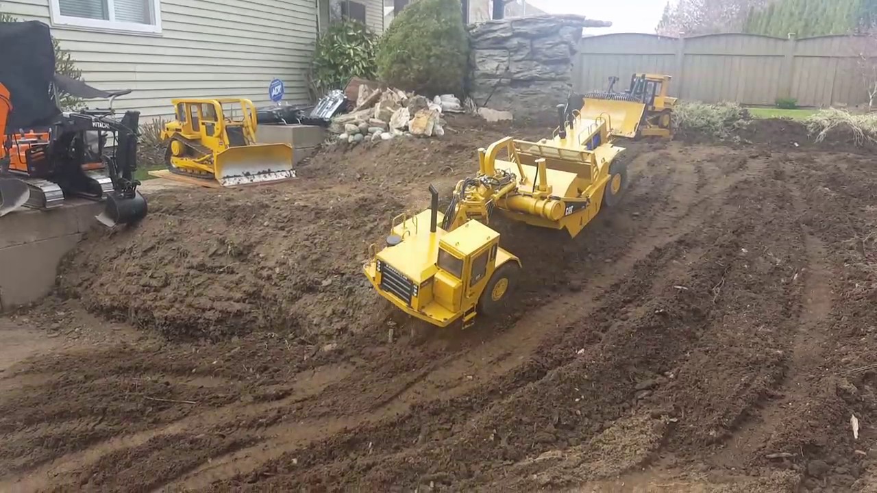 Testing the scraper in the dirt - YouTube