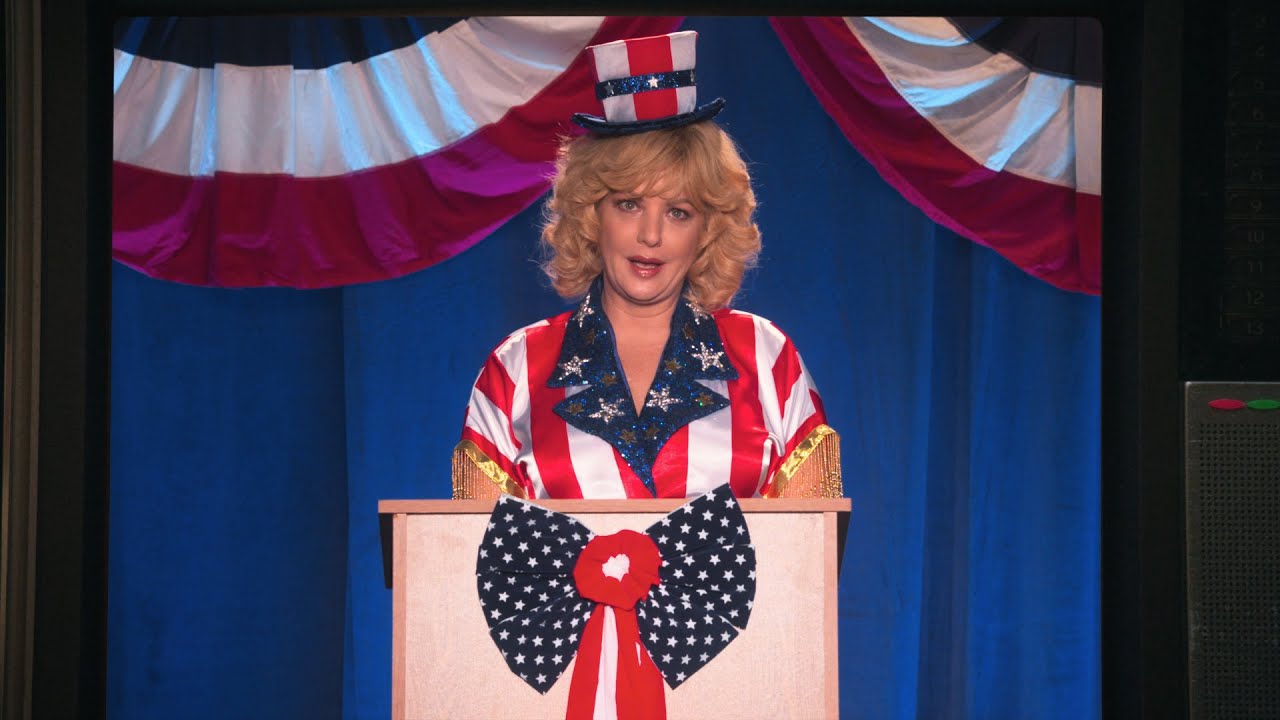 Beverly Goldberg's Great Debate - The Goldbergs - YouTube