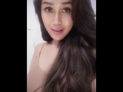 Tante Poppy Live Sosmed Part 7