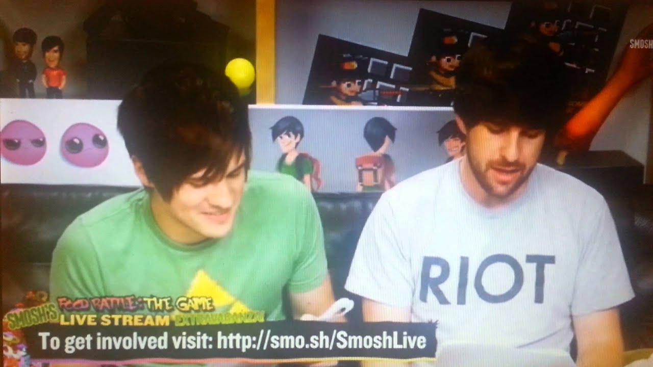 Smosh reads fan fiction (Teddy) - YouTube