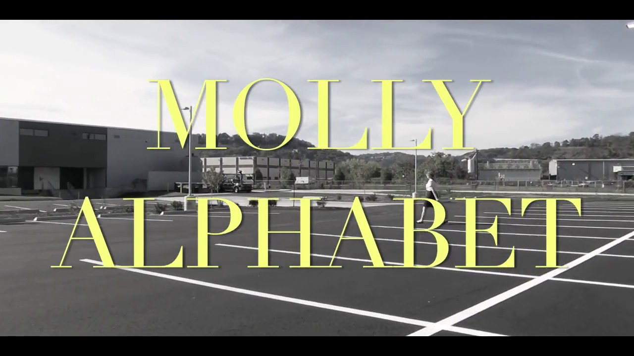 Molly Alphabet // Lickin' The Windows (Faire du Lèche-Vitrines ...