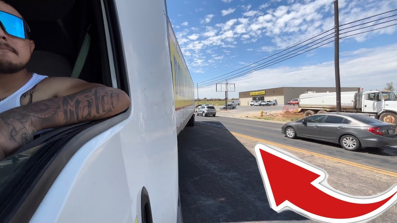 Backing up semi truck from a main road (THATS TRUCKIINN) **Dollar ...