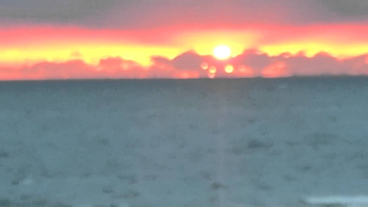 weird sunset. 06-09-2013. - YouTube
