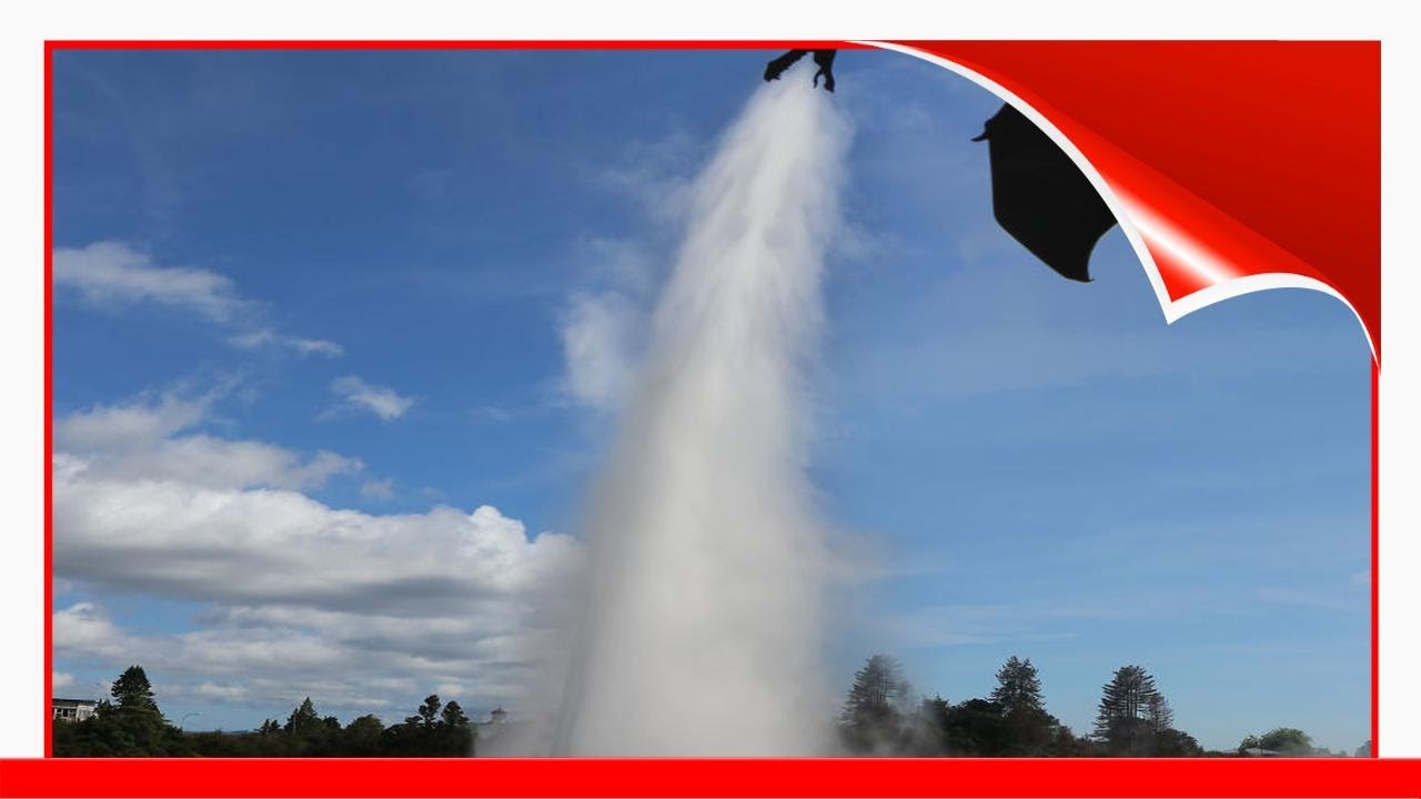 I Keep Transforming Famous Landmarks And Random Places Using Paper ...