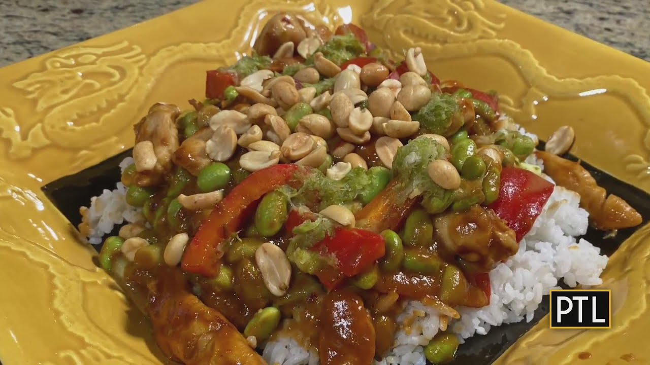 Cooking With Rania: Chicken Stir Fry With Spicy Peanut Sauce - YouTube