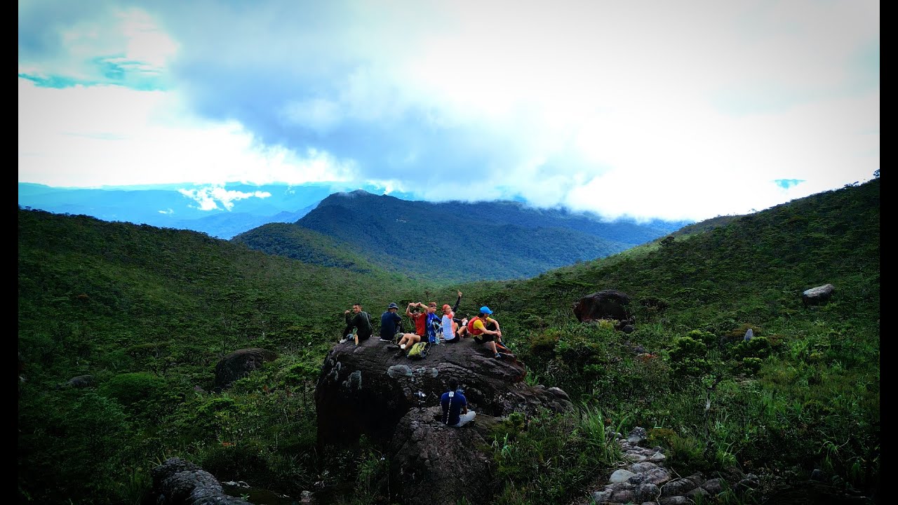 SARAWAK | HIKING MT MURUD - YouTube