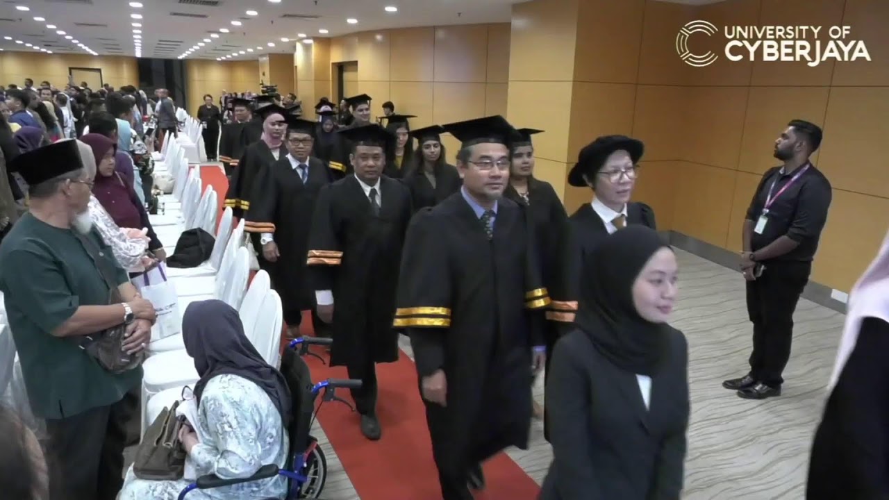 UoC 13th Convocation Ceremony & Cyberjaya College Central Inaugural ...