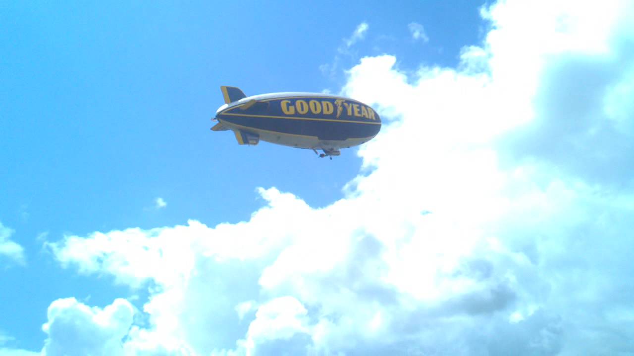 Good Year blimp takeoff at Oshkosh - YouTube