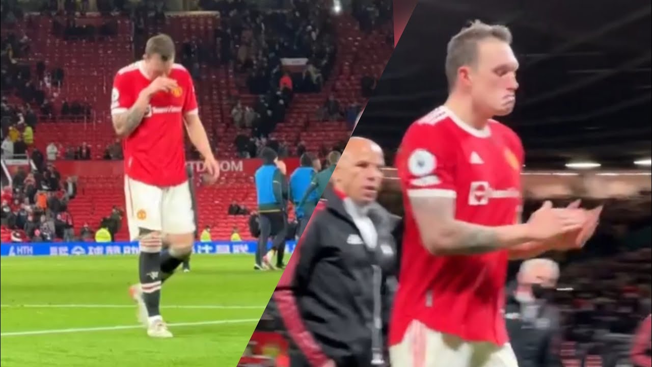 Phil Jones emotional crying after hearing Man United fans chants his ...