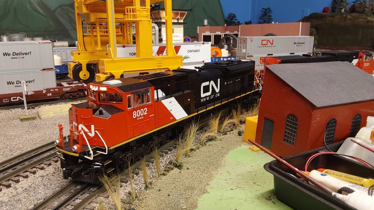 CN 8002 with a dummy engine with no engine power and 8002 wheel slips! - YouTube