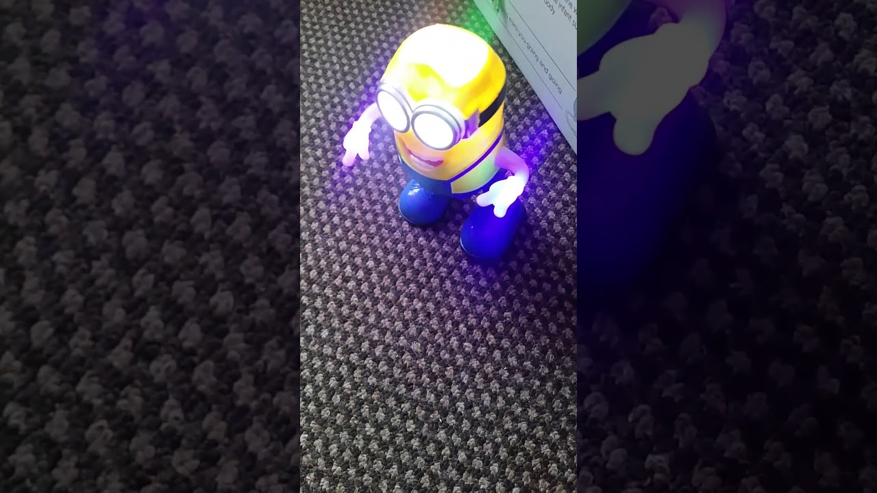 Kids children singing jumping minion toy - YouTube