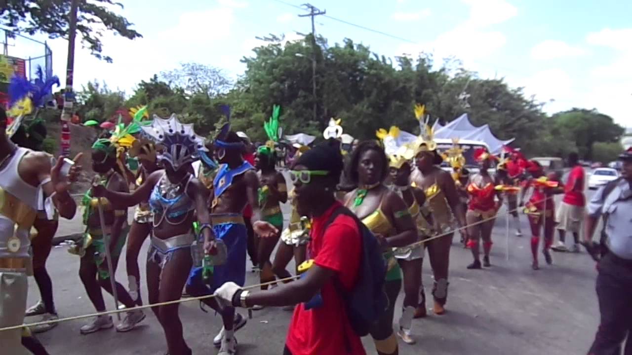 REGGIE CAVE KADOOMENT BAND 2013 ON THE ROAD - YouTube