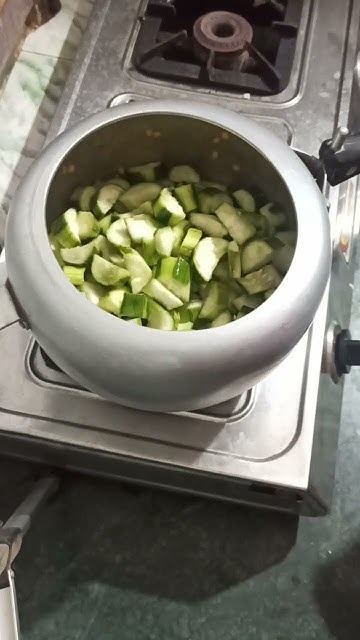 Healthy And Tasty Rerua Dodka Dal Sponge Gourd Recipefood Recipe Easyrecipe Indianfood