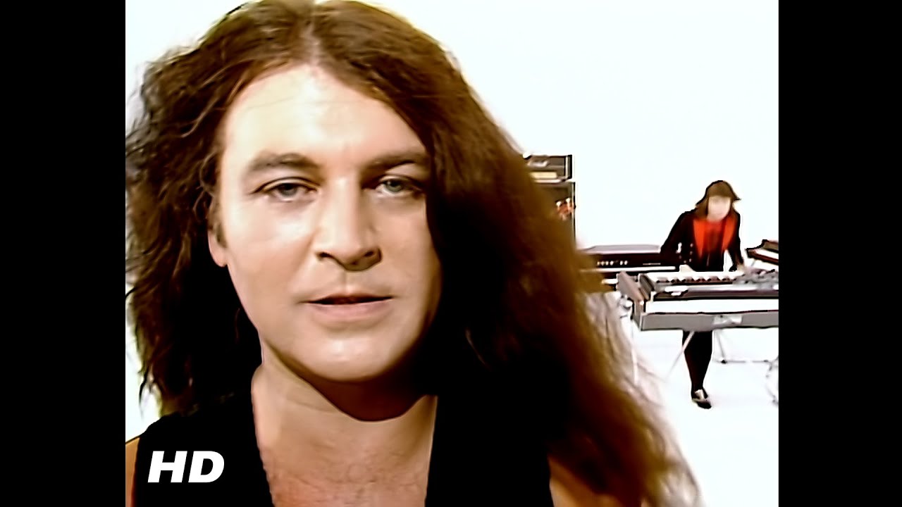 Gillan - Restless (Official HD Music Video) - YouTube