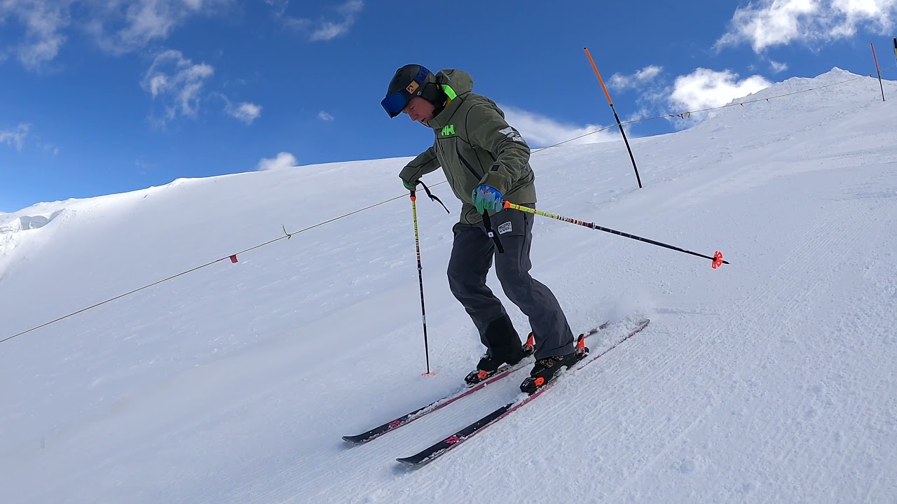 Leg Rotation for Skiers - Using Braquage Turns - YouTube
