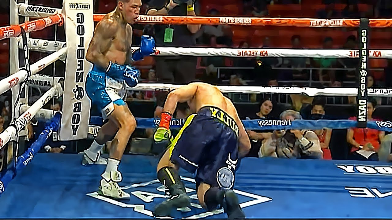 Punches That SHOCKED The Boxing World (Scary KO's) (part 11) - YouTube