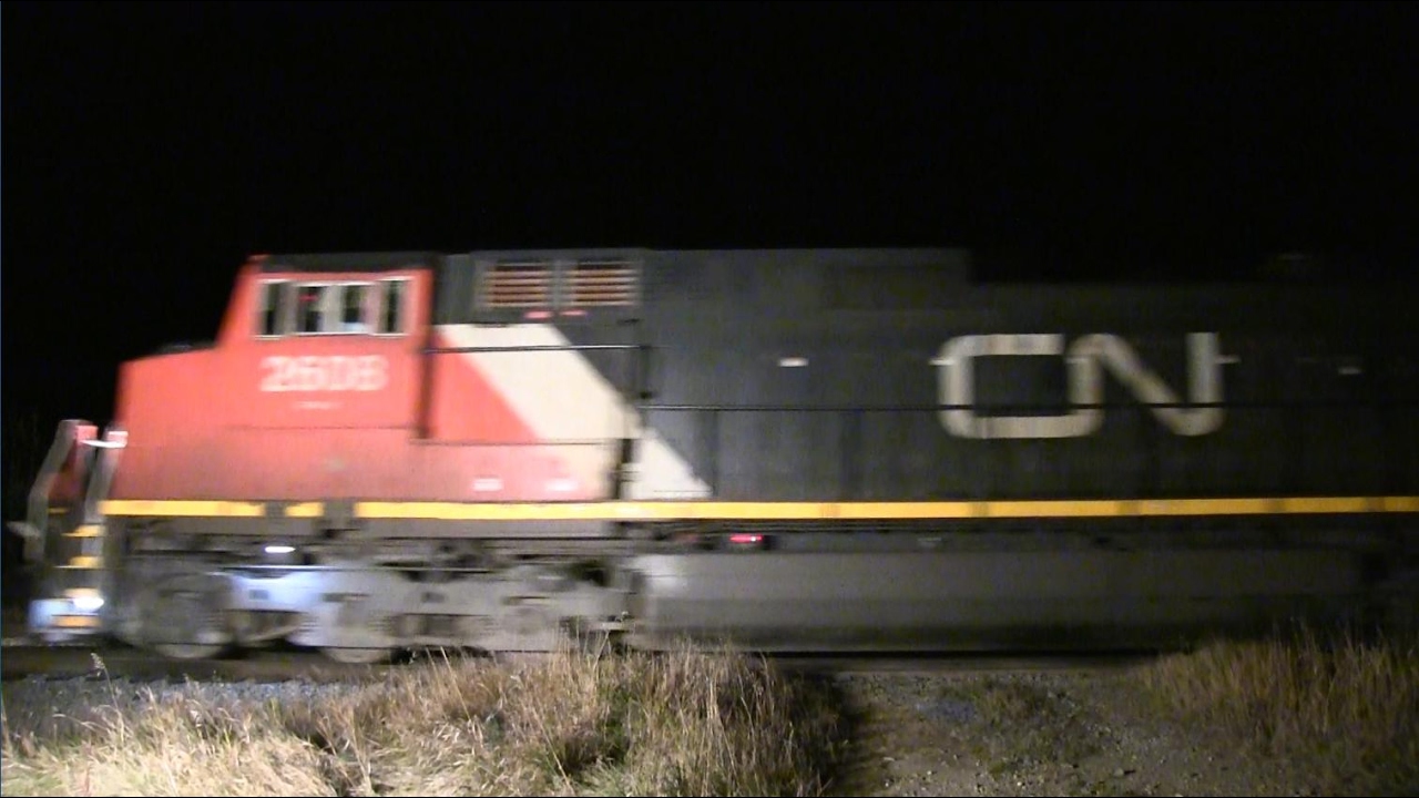 CN Train Spotting HD: CN 2608 & 2548 Leads CN M303 West At Carvel AB 6/11 10/5/16 - YouTube
